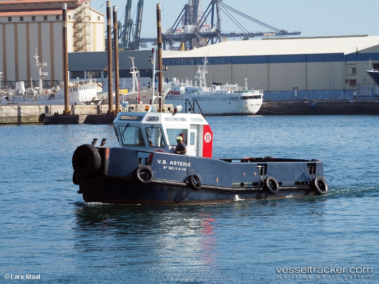 VB ASTERIX Vessel photos for skibsfoto - vesseltracker.com