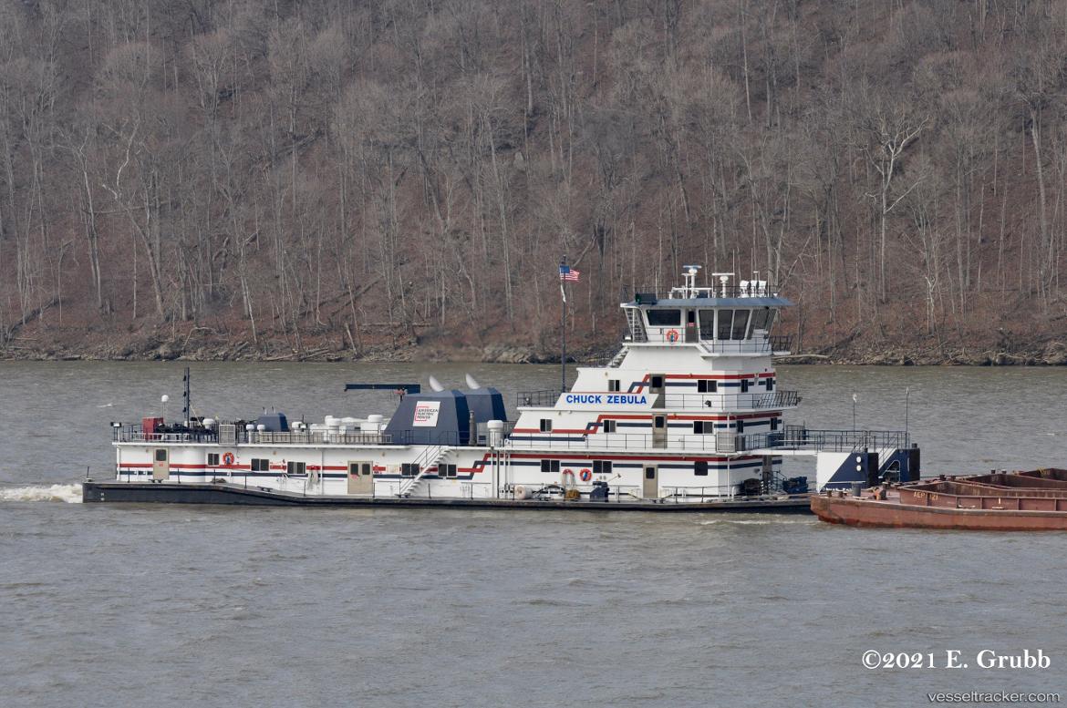 CHUCK ZEBULA Vessel photos for grubbmac - vesseltracker.com