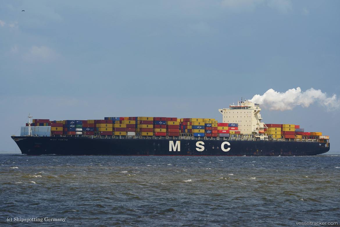 MSC TOKYO Vessel photos for Dieter - vesseltracker.com