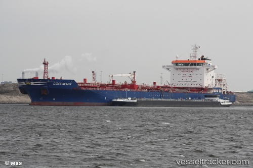 Lisca Nera M - Tankship, IMO 9436692, MMSI 247273700, Callsign IBGM ...