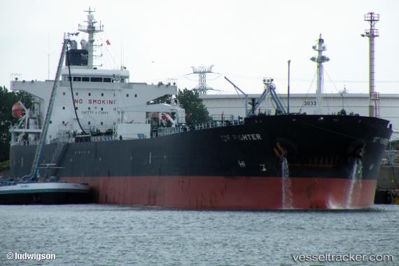 Ice Fighter - Tankship, IMO 9333656, MMSI 636012630, Callsign A8GR3 ...