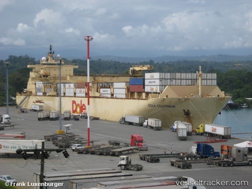 Dole Colombia - Cargo Ship, IMO 9185293, MMSI 309403000, Callsign C6QZ5 ...